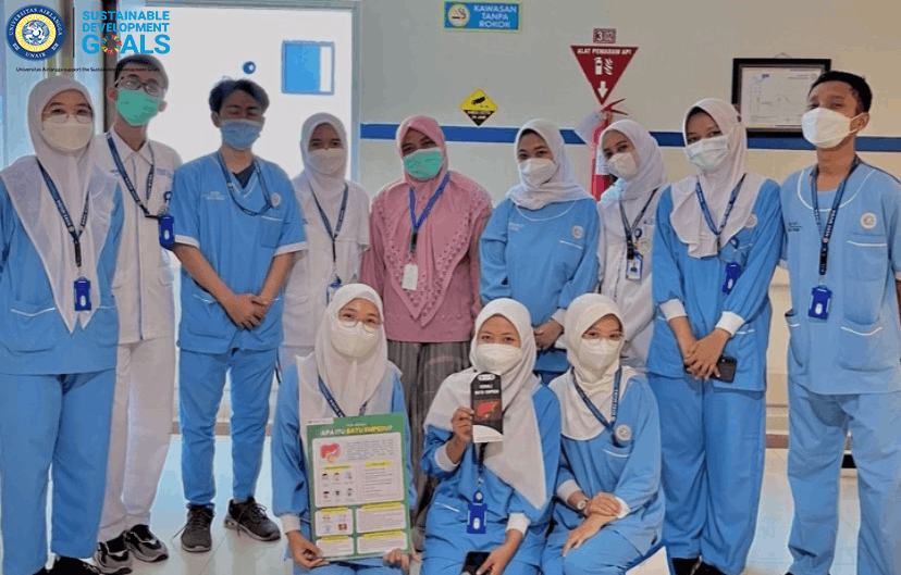 Mahasiswa Fakultas Keperawatan UNAIR Meraih Medali Emas Dalam PIMNAS Ke-30 Di Makassar