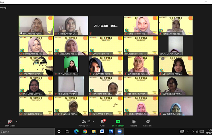 ROBOT RAISA SEBAGAI INOVASI TEKNOLOGI KEPERAWATAN